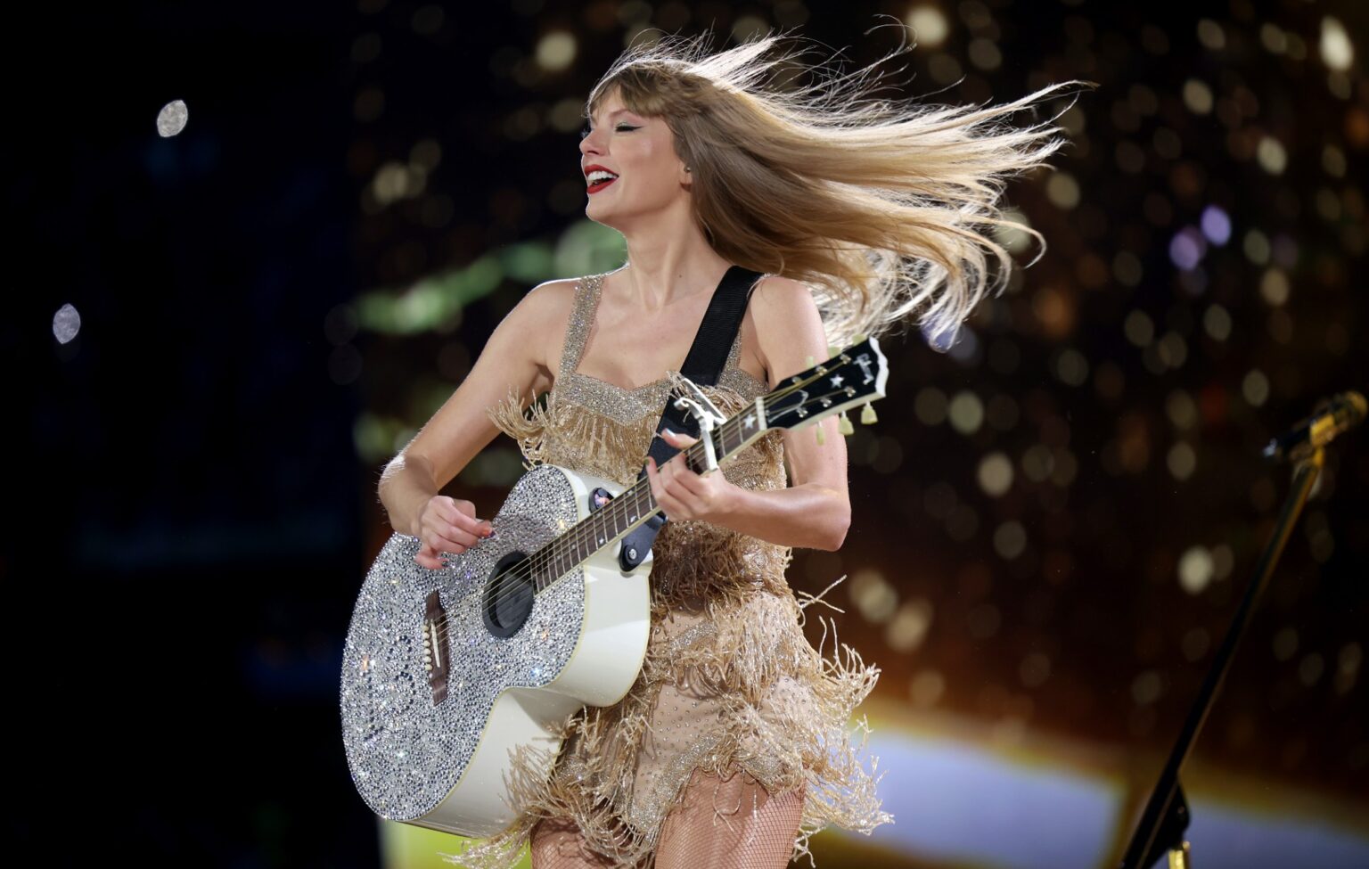 Taylor Swift: New Album, Exhibits & the Hope Swifties Have for Manilaaa ...